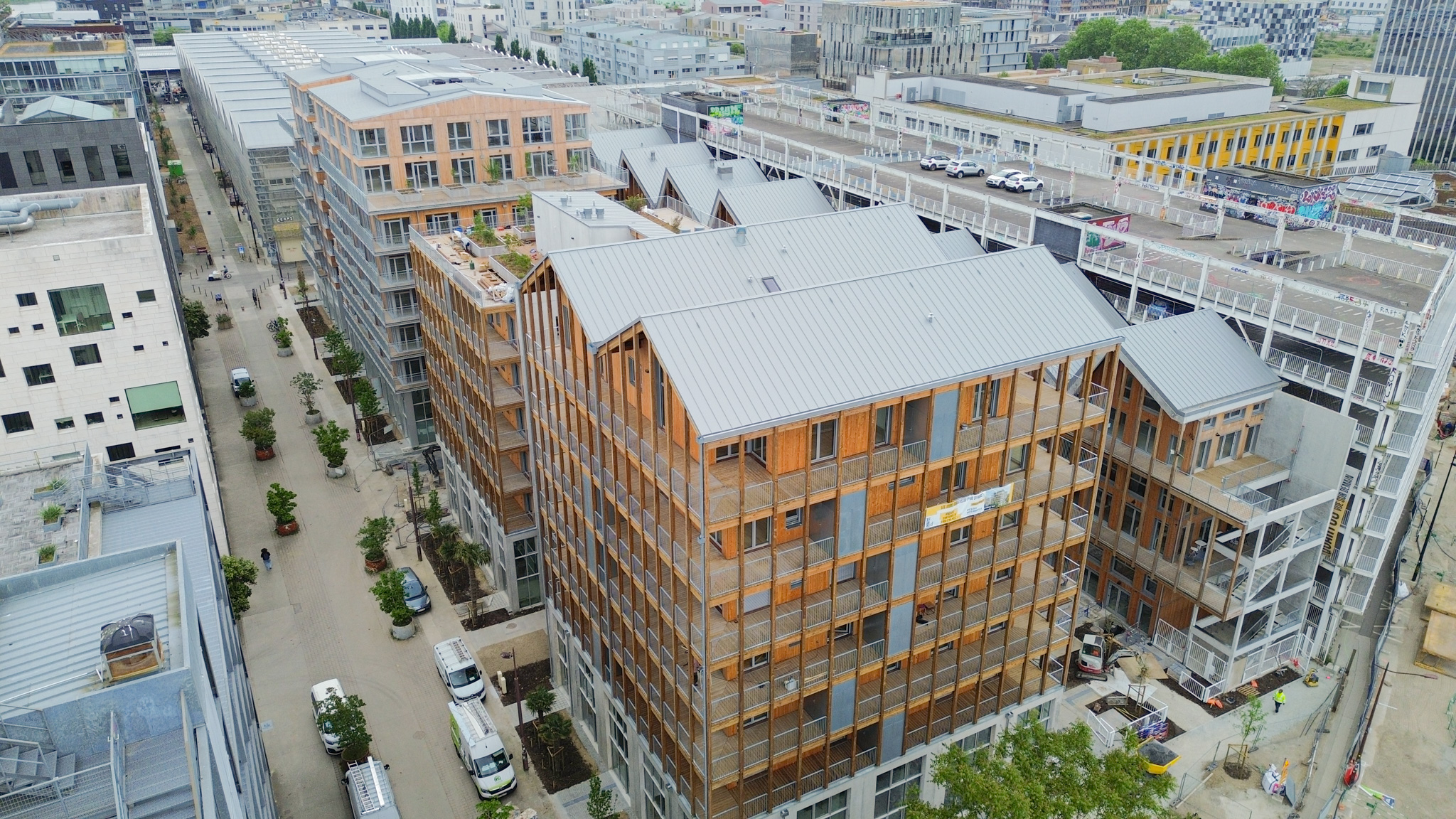 ALTOSM BERGERON – Une opération bois et métal sur l’Île de Nantes ...